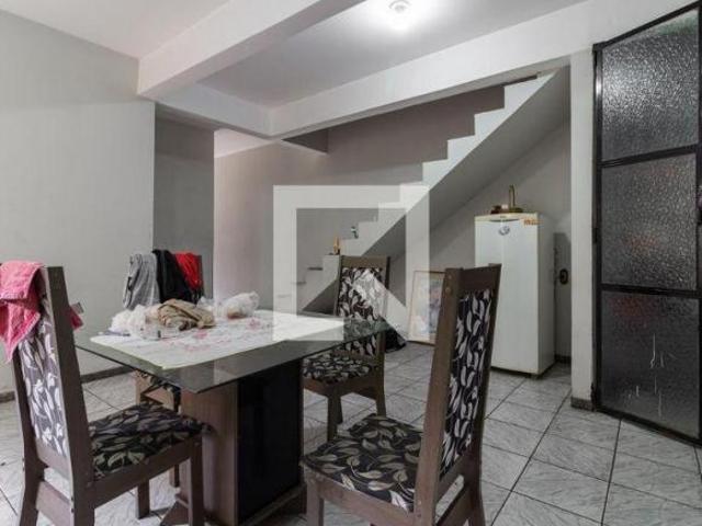 Casa à Venda Goiânia, 3 Quartos, 180 m² Belo Horizonte