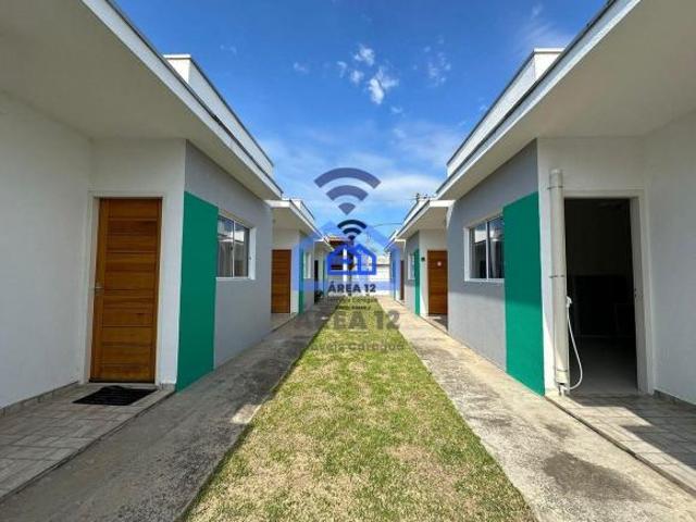 Casa à venda, Golfinho em Caraguatatuba, SP