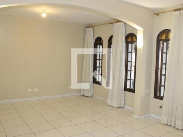 Casa à Venda Gopoúva, 4 Quartos, 400 m² Guarulhos