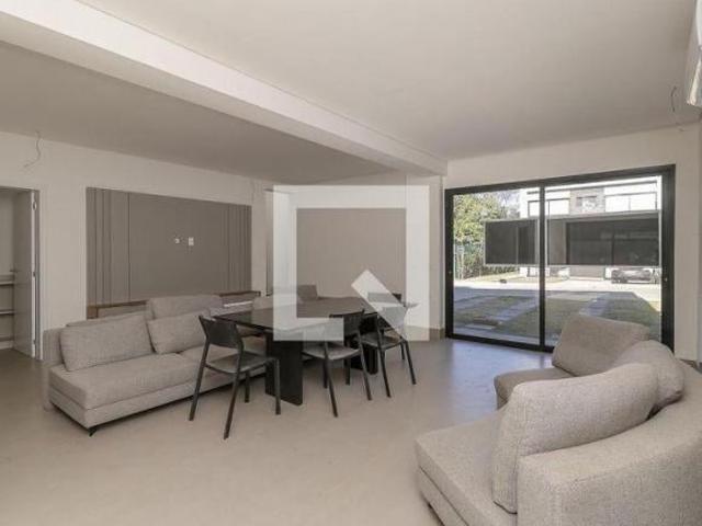 Casa à Venda Garças, 3 Quartos, 208 m² Belo Horizonte
