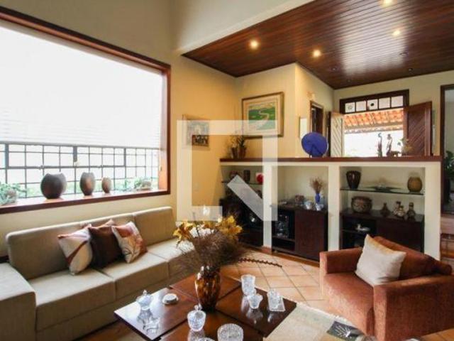 Casa à Venda Garças, 4 Quartos, 1078 m² Belo Horizonte
