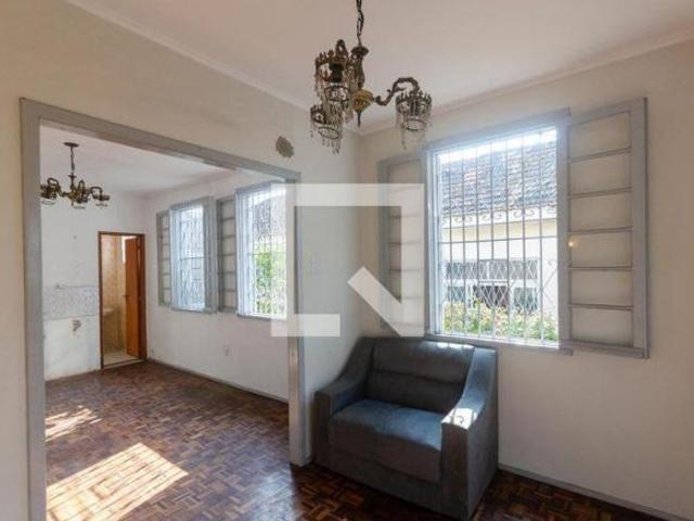 Casa à Venda Glória, 2 Quartos, 76 m² Porto Alegre