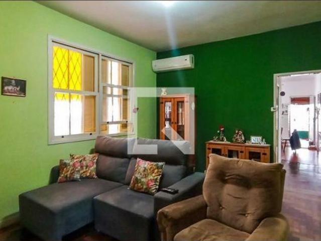 Casa à Venda Glória, 3 Quartos, 160 m² Porto Alegre