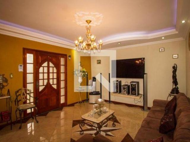 Casa à Venda Glória, 3 Quartos, 250 m² Porto Alegre