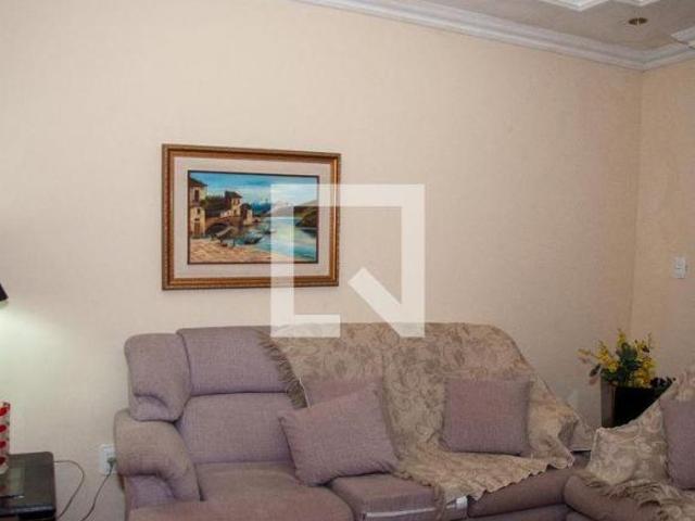 Casa à Venda Glória, 3 Quartos, 268 m² Contagem