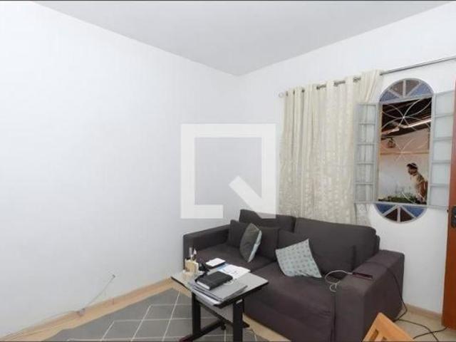 Casa à Venda Glória, 3 Quartos, 360 m² Contagem