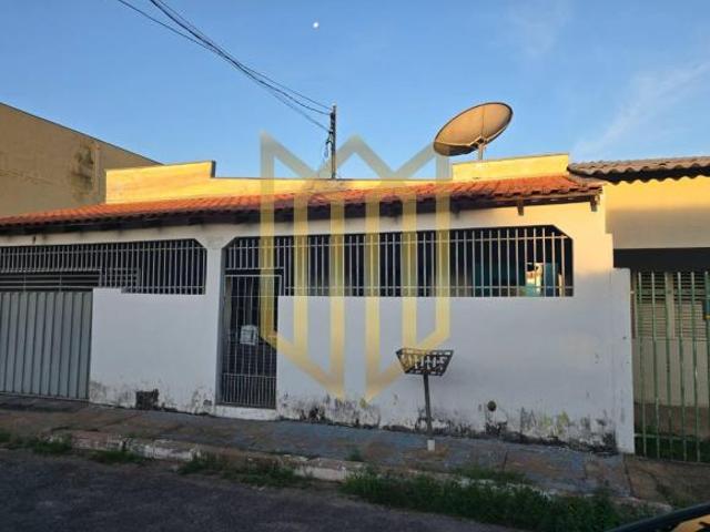 Casa a venda Grande Terceiro 3/4 com laje
