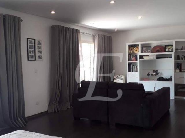Casa a venda, Granja Julieta, 3 vagas/ 4 quartos / 4 suítes em Rua fechada, com segurança, com 329m²