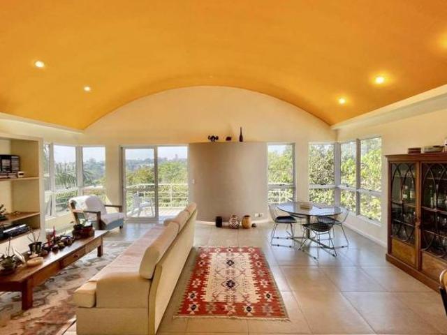 Casa a Venda Granja Viana 3 quartos,1 suite, 4 banheiros. Condominio Fechado