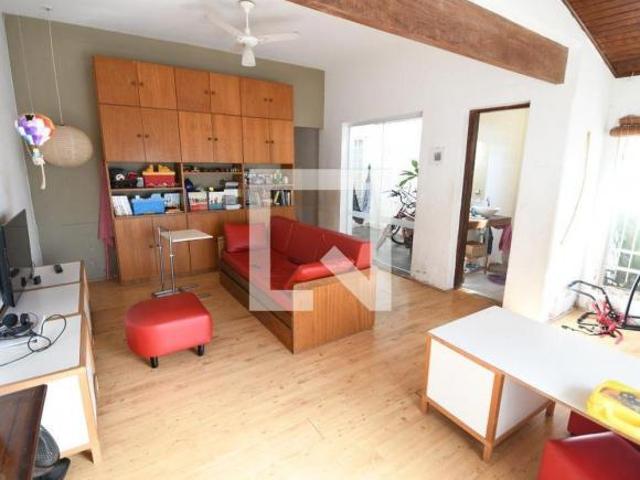Casa à Venda Guanabara, 3 Quartos, 150 m2