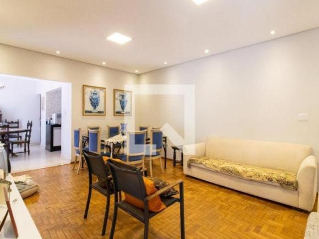Casa à Venda Guanabara, 3 Quartos, 197 m2