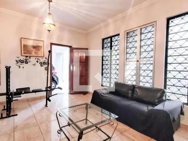 Casa à Venda Guanabara, 4 Quartos, 400 m2