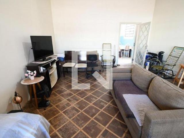 Casa à Venda Guanabara, 4 Quartos, 260 m2