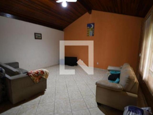 Casa à Venda Guará, 1 Quarto, 1400 m2
