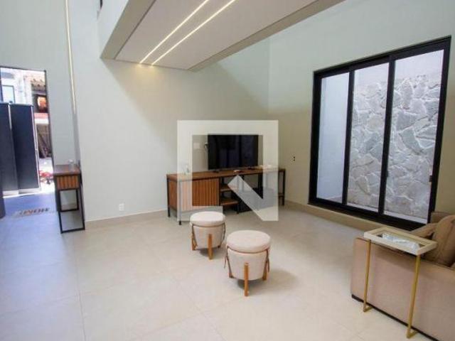 Casa à Venda Guará, 4 Quartos, 322 m² Brasília