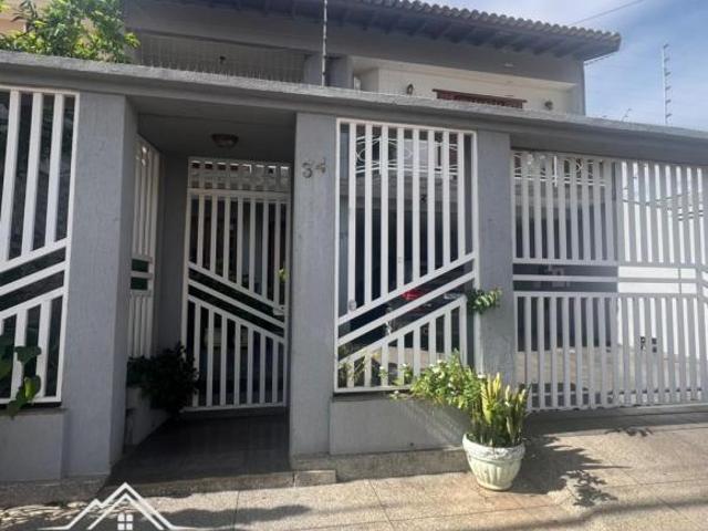 Casa à Venda – Guará II, QE 36, Conjunto D