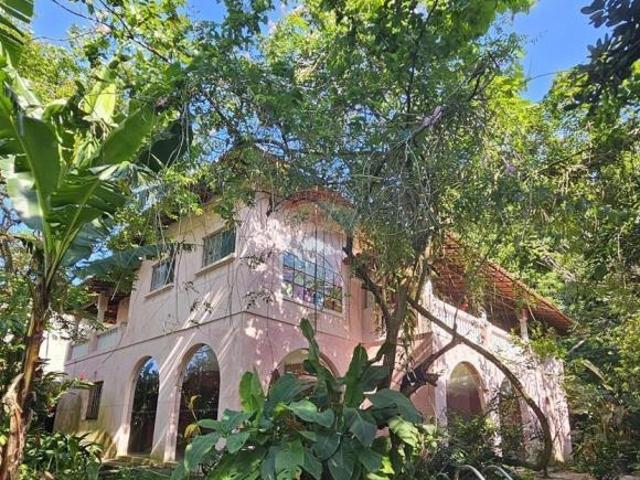 Casa à venda Guarujá 4 suítes 150 metros da praia do Guaiuba