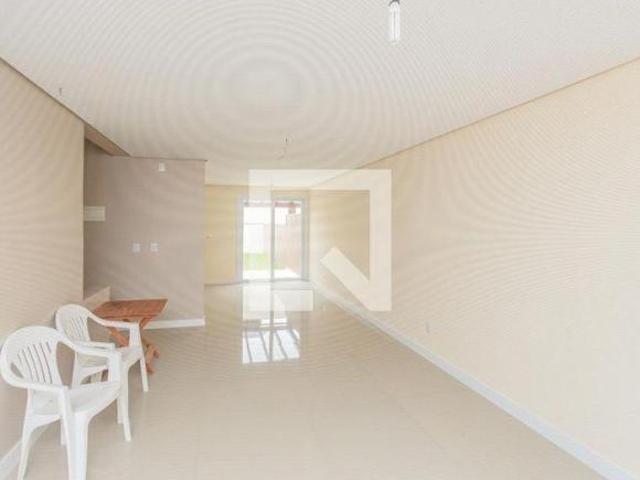 Casa à Venda Guarujá, 3 Quartos, 170 m² Porto Alegre