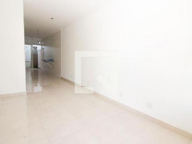 Casa à Venda Guarujá, 3 Quartos, 72 m² Porto Alegre