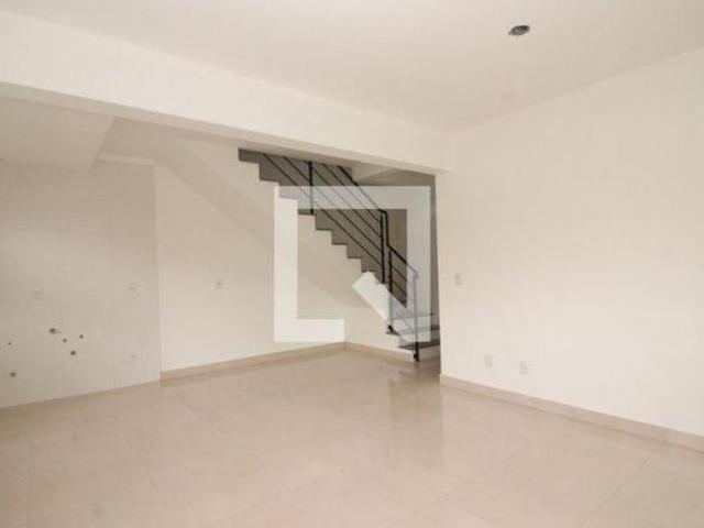 Casa à Venda Guarujá, 3 Quartos, 88 m² Porto Alegre