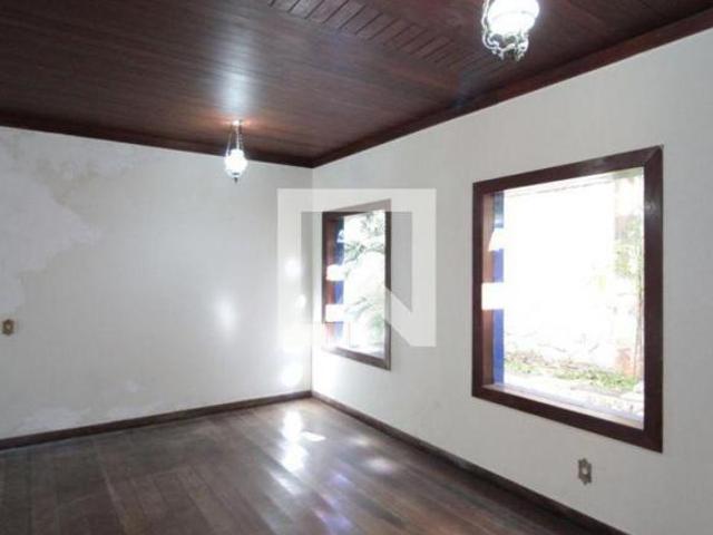 Casa à Venda Dona Clara, 4 Quartos, 760 m² Belo Horizonte