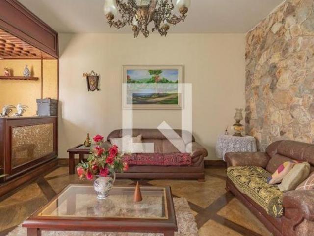 Casa à Venda Dona Clara, 5 Quartos, 363 m² Belo Horizonte