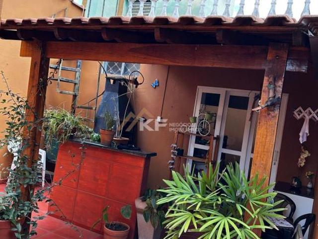 Casa à Venda de 3 dormitórios com 1 Suíte Jardim Marchesi Ribeirão Preto/SP