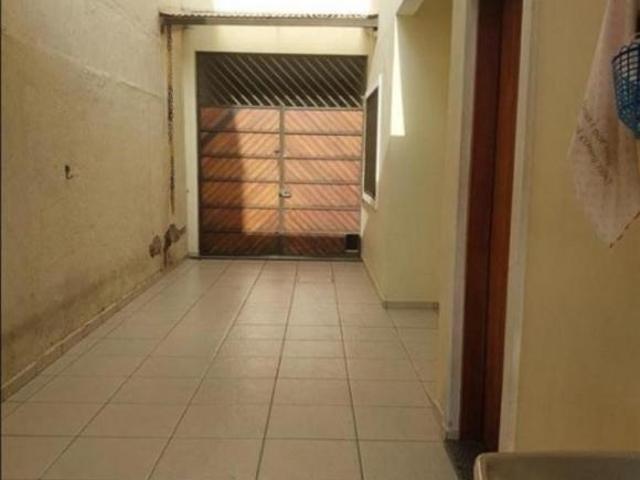 Casa à venda de 3 dormitórios sendo 1 suíte e 4 vagas em Interlagos