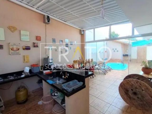 Casa à venda de 3 quartos no Jardim Chapadão