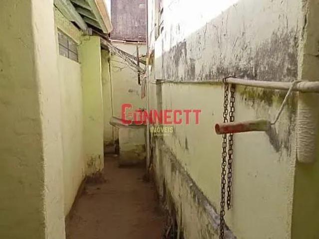 CASA À VENDA DE 3 QUARTOS NO VILA TIBÉRIO