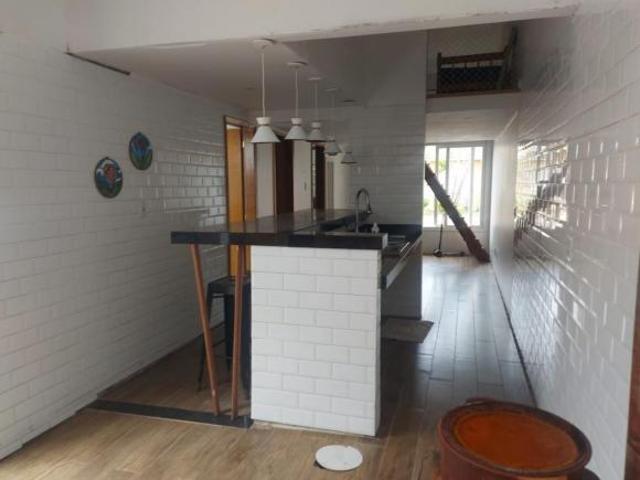Casa à venda de 3 quartos em condominio no bairro Fatima, Canoas