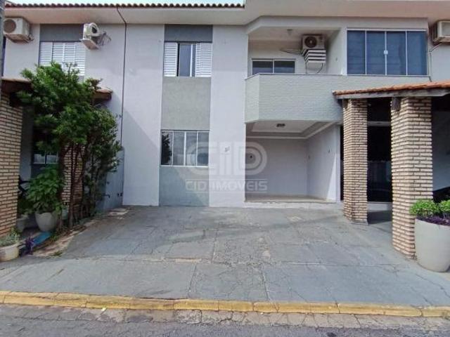 Casa à venda de 3 quartos sendo 1 suíte no Condomínio Porto Rico