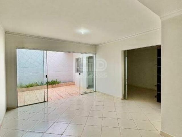 Casa à venda de 3 quartos sendo 1 suíte no Condomínio Porto Rico