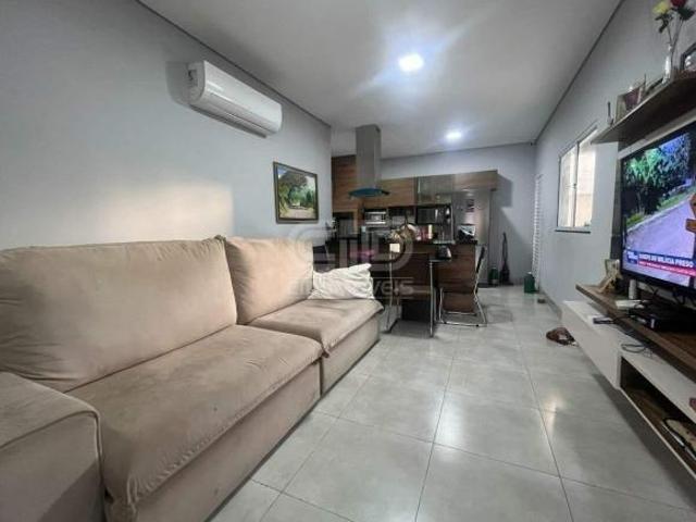 Casa à Venda de 3 Quartos 1 Suíte no Bairro Dom Bosco