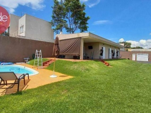 Casa à Venda de 3 Suítes no Bairro City Ribeirão em Ribeirão Preto com Piscina