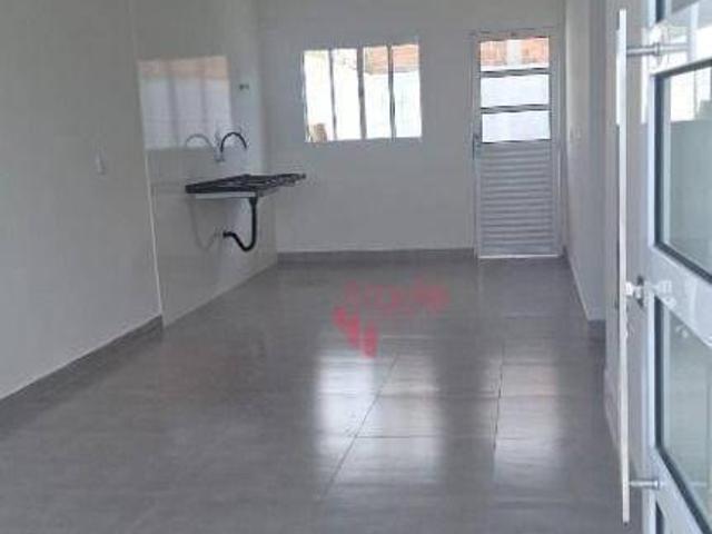 Casa à Venda de 02 Quartos no Bairro Parque das Gaivotas em Ribeirão Preto com Quintal