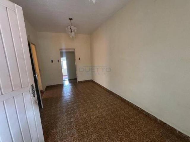 Casa à venda de 03 dormitórios, à venda no Jardim São Pedro, Mogi das Cruzes, SP