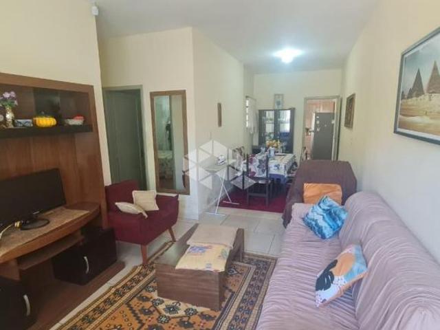 Casa à venda de 03 dormitórios na Zona Norte de Porto Alegre/RS