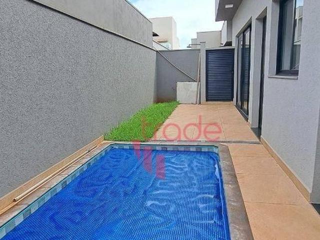 Casa à Venda de 03 Quartos sendo todas suítes no Recreio das Acácias em Ribeirão Preto com Piscina