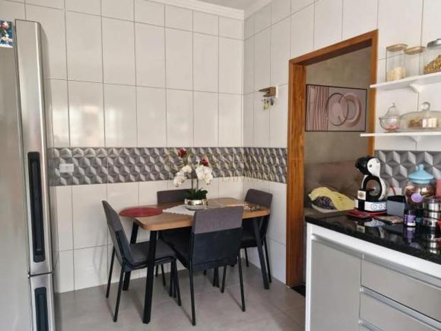 Casa à venda de 101m² | 02 dormitórios, sendo 01 suíte e 02 vagas de garagem | Bosque dos Ipês | São