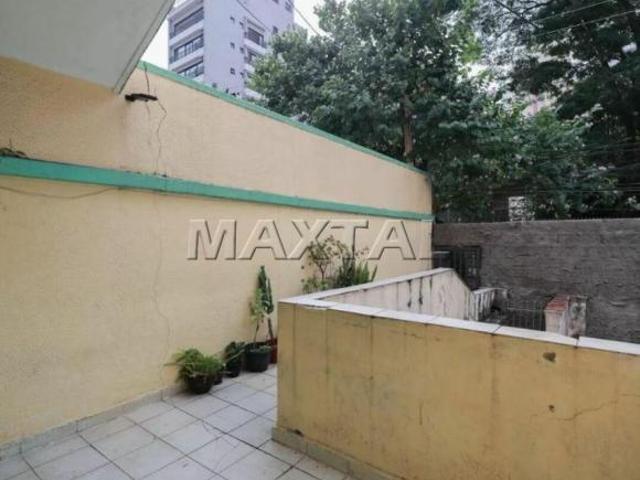 Casa à venda de 120m², com 3 dormitórios e 1 suíte, com quintal e sala ampla, em Santana