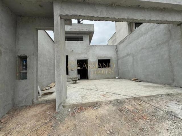 Casa à venda de 130 m² | 03 dormitórios, sendo 01 suíte e 02 vagas de garagem | Condomínio Portal do