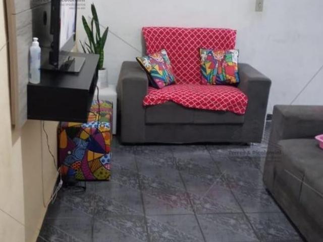 Casa a venda de 130 m² na Vila Formosa, 5 quartos, sala cozinha, 3 banheiros, lavanderia e quintal