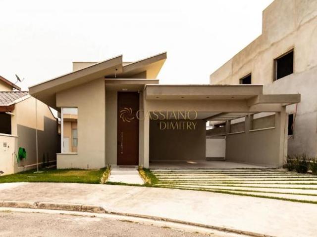 Casa à venda de 132 m² | 03 dormitórios, sendo 01 suíte e 04 vagas de garagem | Condomínio Bosque Ma