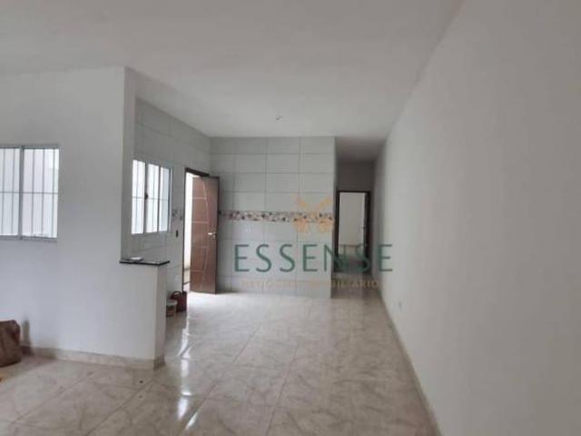 Casa à Venda de 140 m² na Chácara Méa em Suzano/SP: 03 dormitórios