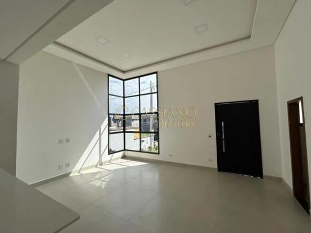 Casa à venda de 158m² | 03 dormitórios, sendo 01 suíte e 02 vagas de garagem | Condomínio Reserva Ru