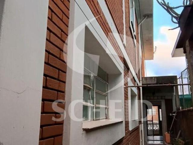 Casa a venda de 150,00m² útil, com 3 quartos e 2 vagas no Jabaquara