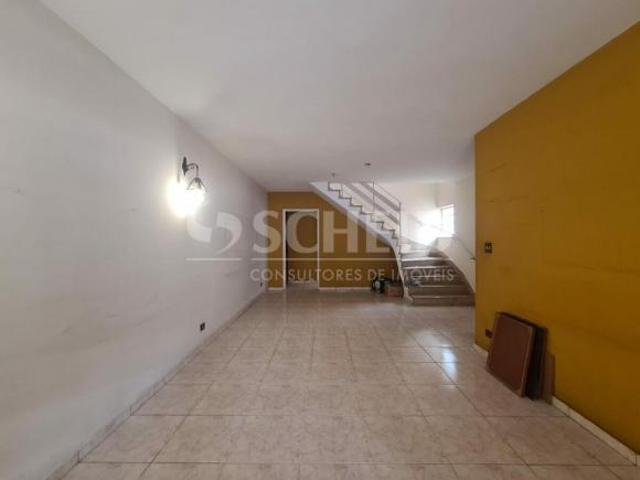 Casa a venda de 170,00m² útil, com 4 quartos e 2 vagas na Vila Mascote!