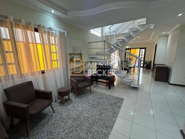 Casa à venda de 180m² 3 quartos no Cond. Altos da Serra Bairro Urbanova
