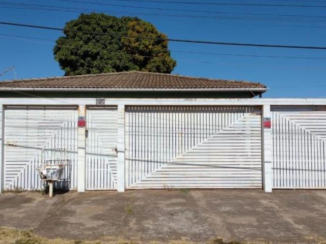 Casa à venda de 190 metros quadrados com 3 quartos no DVO Santa Maria